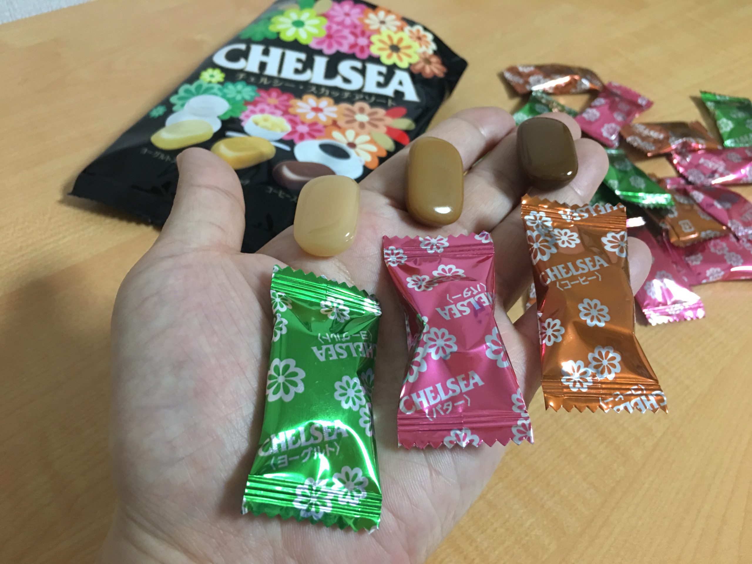Meiji Chelsea: Classic Japanese Butterscotch Candy - Recommendation of ...